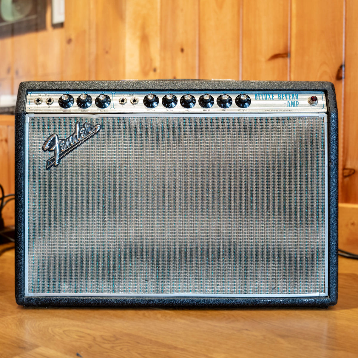 Fender 1969 Deluxe Reverb "Drip Edge" — Rudy's Music Soho